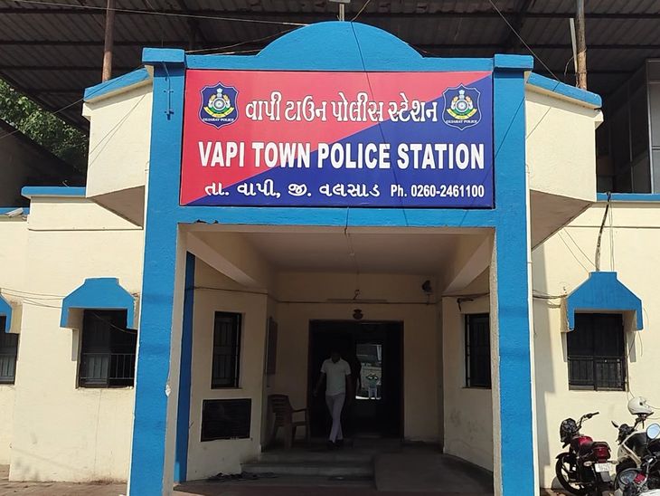 16-year-old girl from Vapi lured away by man, police investigates based ...