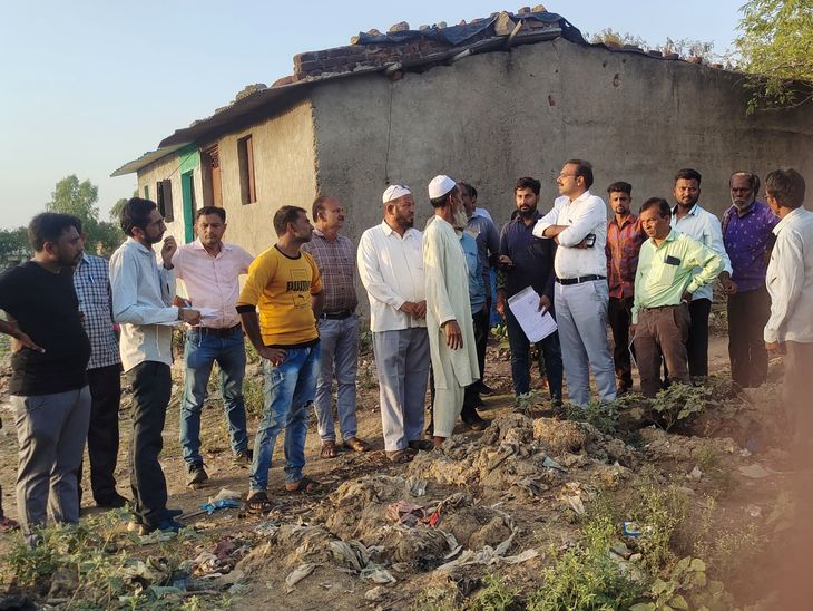 Provincial Officer visiting Rameswar Nagar Society | પ્રાંત અધિકારી ...