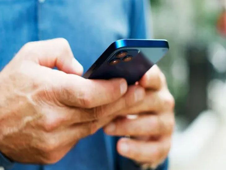 Everyone spends two hours a day dream scrolling, watching videos of ...