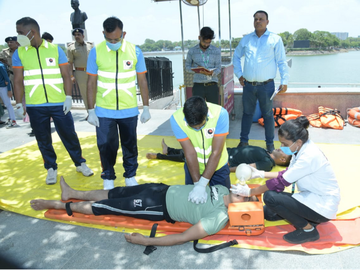 Mock drills rescue drowning people in pre-monsoon flood-like conditions ...