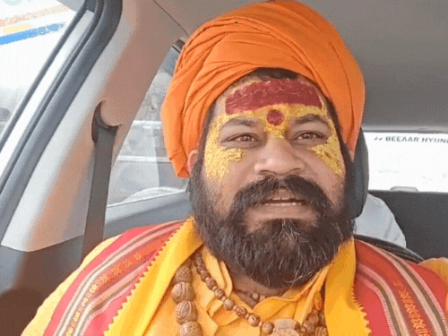 Rajudas hot-talks with Ayodhya DM against 2 ministers