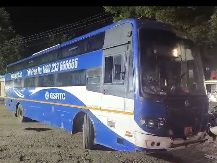 Diu-Surat Volvo bus conductor caught with liquor; The bus was taken to ...