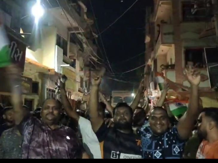 Celebration of India's great victory in Lunawada | ભારતની શાનદાર જીતનો ...