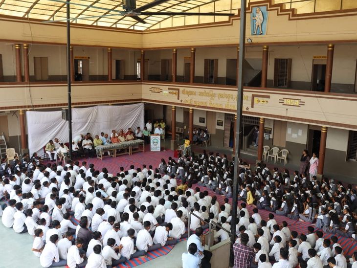 Old MS High School of Halol started ITC lab under MAP and Gyankunj ...