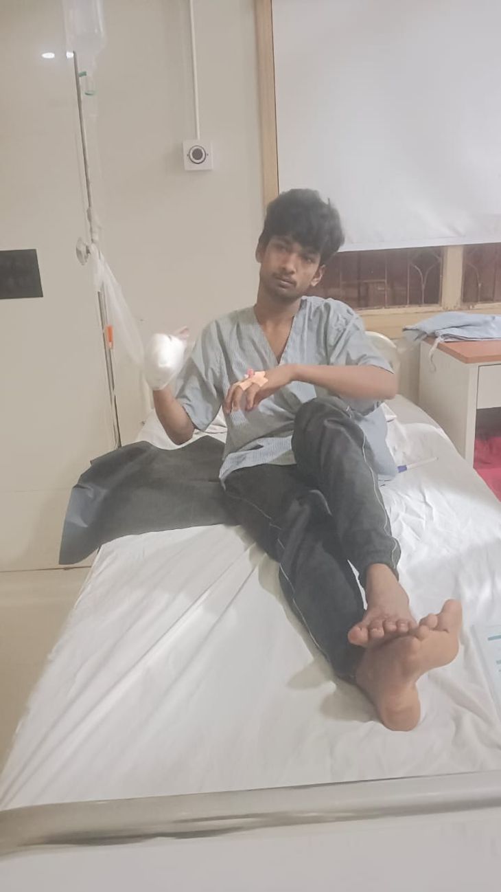 1 more worker's 4 fingers cut off in Selvas company | દુઘર્ટના: સેલવાસની કંપનીમાં વધુ 1 કામદારની ...