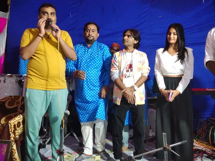 Noted folk singers Jignesh Kaviraj and Kamlesh Barot attended the ...