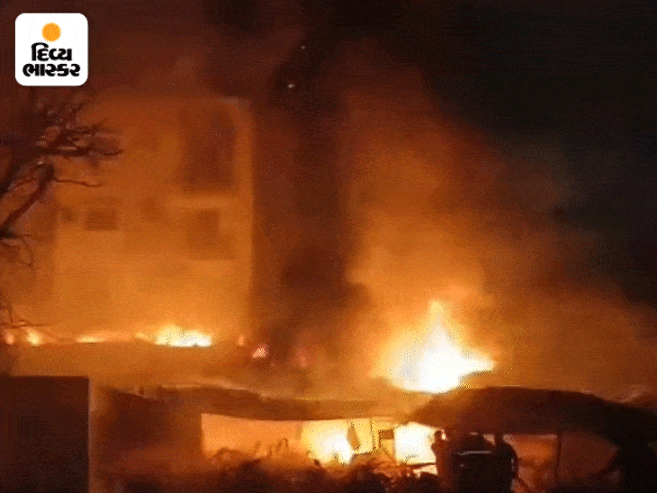 Midnight fire in private show room