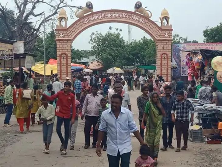 Thousands of devotees thronged the temple of Ashapuri Mata at Piplav to ...