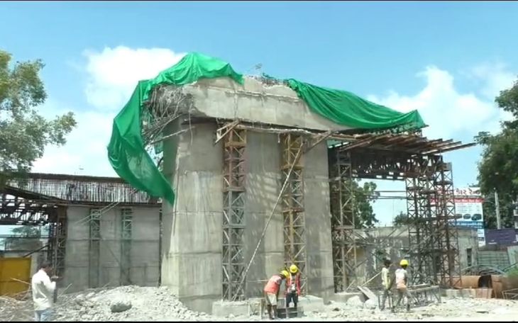 150 tonnes of concrete and steel destroyed after alignment of pillar cap shifted by 5mm in under ...