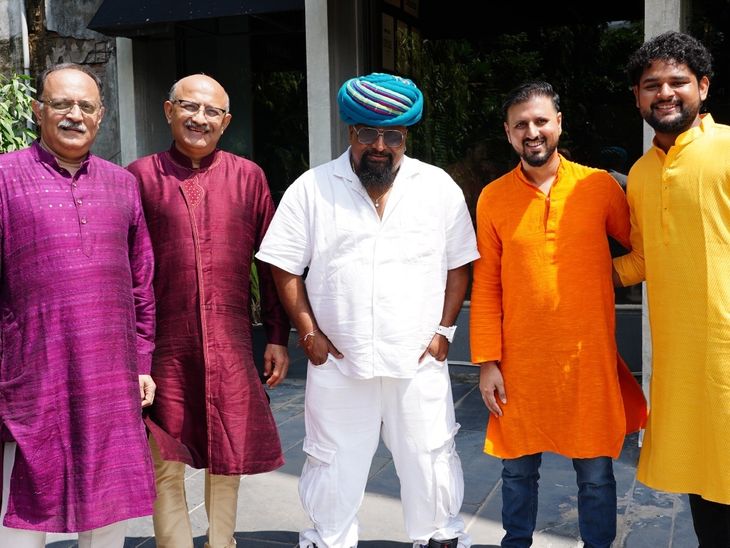 Arvind Vegda, Shyamal-Saumil and Megh Dhanush band will rock the Garba ...