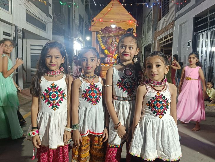 A grand celebration of Navratri at Sheri Garba Gitanjali Row- House ...