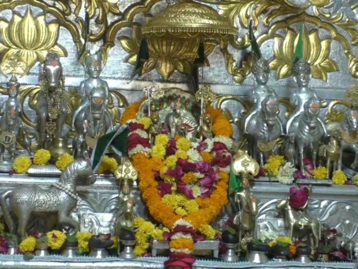 Thousands of devotees benefited from the prasad at Nakanalk Dada's ...