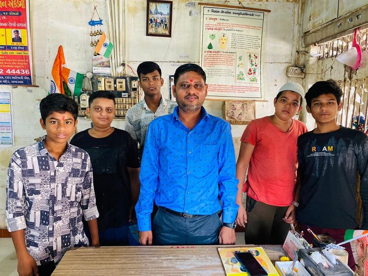 Shubh muhurat with worship of Maa Saraswati on the occasion of Gyan ...