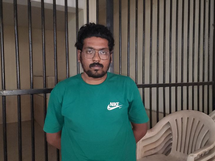 He resorted to theft to pay the debt | દેવું ચુકવવા ચોરીના રવાડે ચડ્યો ...