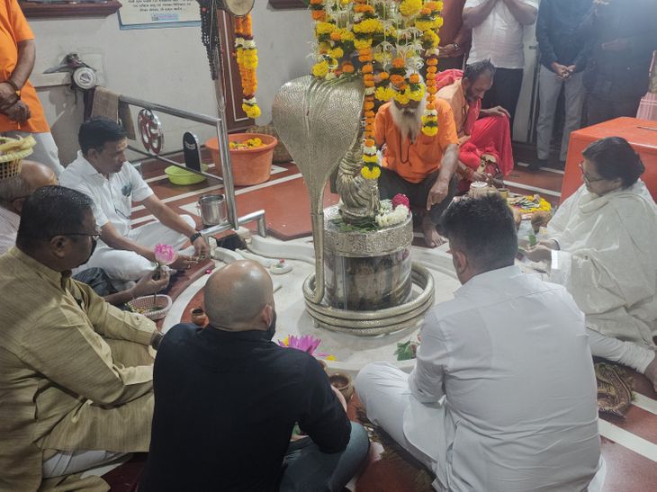Allpad's Siddhanath Mahadev Temple worshiped Mahadev with chants; Vav ...