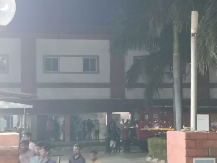 Fire breaks out at Britannia biscuit manufacturing company in Zaghadia ...