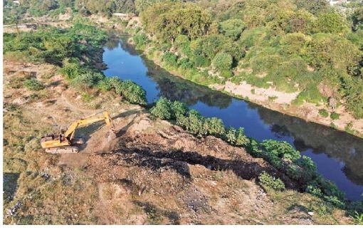 Vishwamitri project goes from paper to ravine, ramps to unload vehicles ...