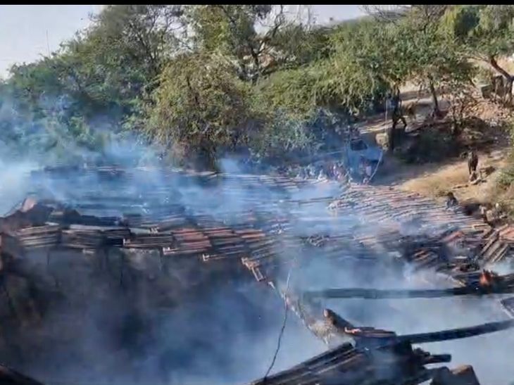 Fire tragedy in Jhamdi village of Jambusar | જંબુસરના ઝામડી ગામમાં આગની ...