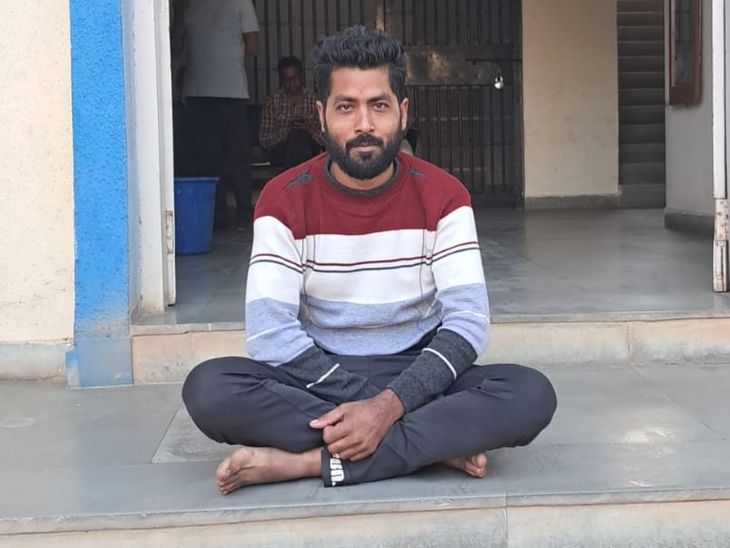 Accused of looting and rioting in Khambhat arrested from cemetery ...