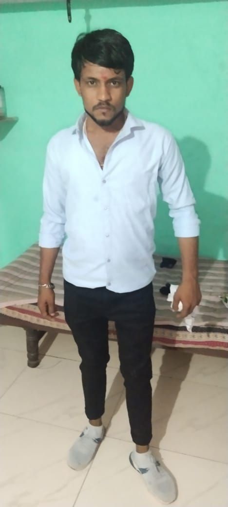 Two people including a rickshaw driver died, two others injured in a ...