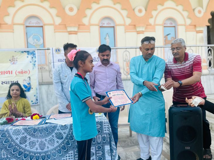 Mass Surya Namaskar program held at the Sun Temple in Borsad | બોરસદના ...