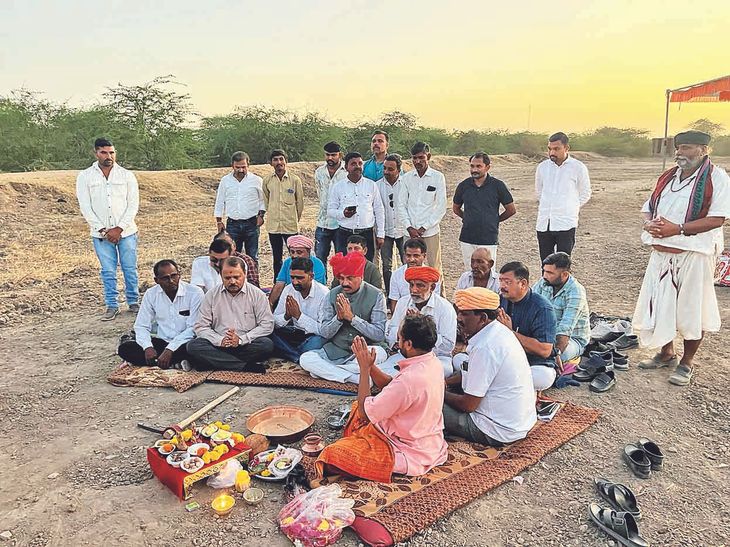 In Zobala village, works worth Rs. 1.75 crore were laid and inaugurated ...