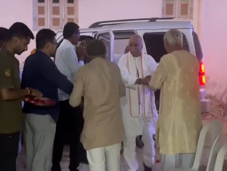 Praveen Togadia's visit to Dhandhuka diocese | ધંધુકા પંથકમાં પ્રવીણ ...