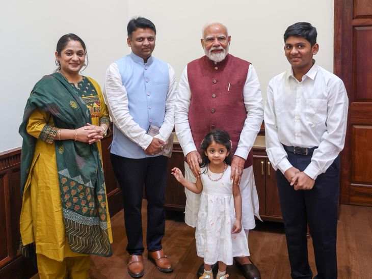 MP Dhaval Patel meets Prime Minister Modi | વડાપ્રધાન મોદી સાથે સાંસદ ધવલ પટેલની મુલાકાત: પરિવાર ...