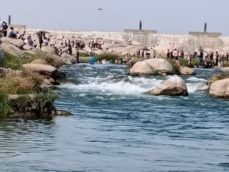 Two youths from Mahudha drowned in Mahi river near Wanakbori Weir ...