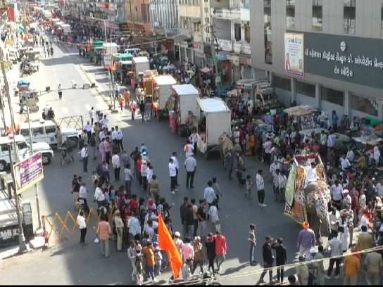 7 km route with an overview of 200 Ramayana characters, including 1 ...
