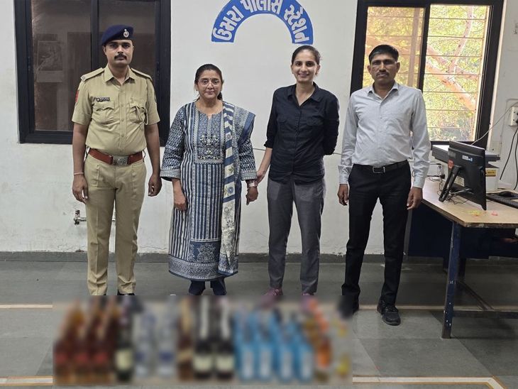 Umra police arrest female bootlegger | પતિના કેન્સરની સારવાર માટે પત્ની ...