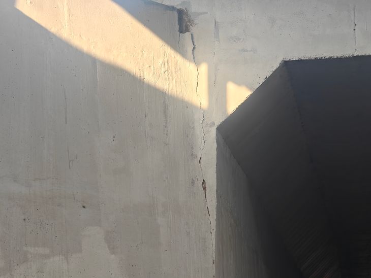 Cracks appear in Navsari's newly constructed railway underpass | માગ ...