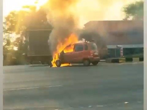 Car catches fire on Palej-Varedia highway