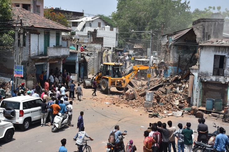12-meter road opened in Mehsana town after breaking 42 embankments