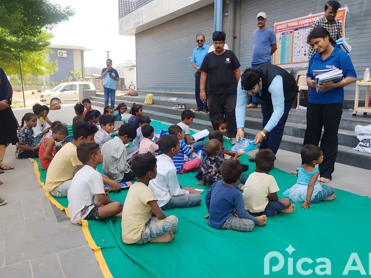 Swadha Social Foundation provided notebooks and food to 60 ...