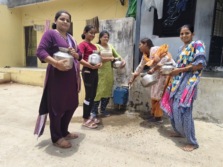 Banej is the only village in MG with 100% water meter.