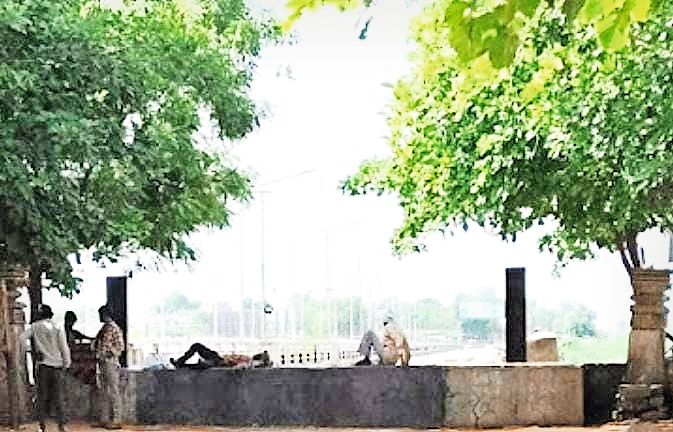 Walls were built at both ends of the old bridge at Wadhwan Dholipol ...