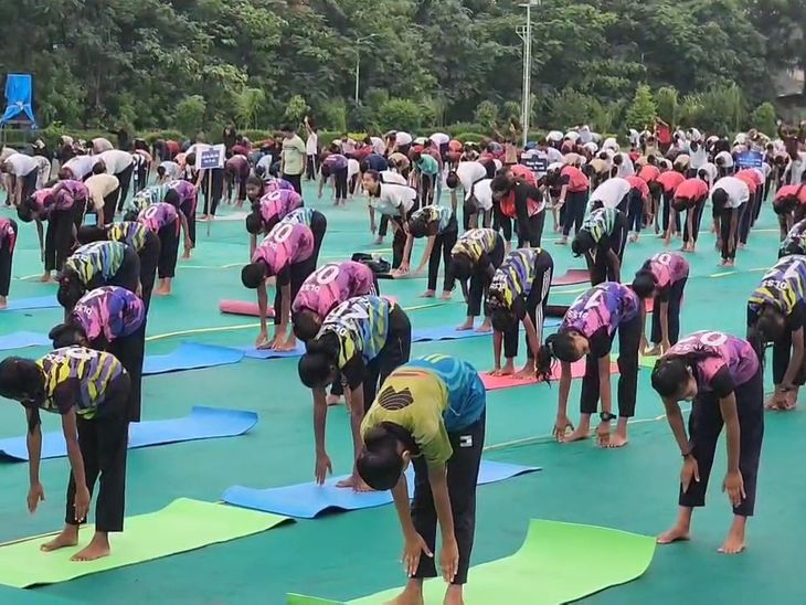 Tapi Vyara 11th International Yoga Day Celebrated Enthusiastically ...