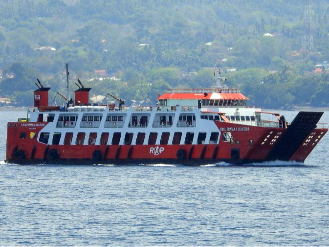 Indonesia Ferry Sinks Bali; Four Dead; Dozens Missing; Accident Photos ...