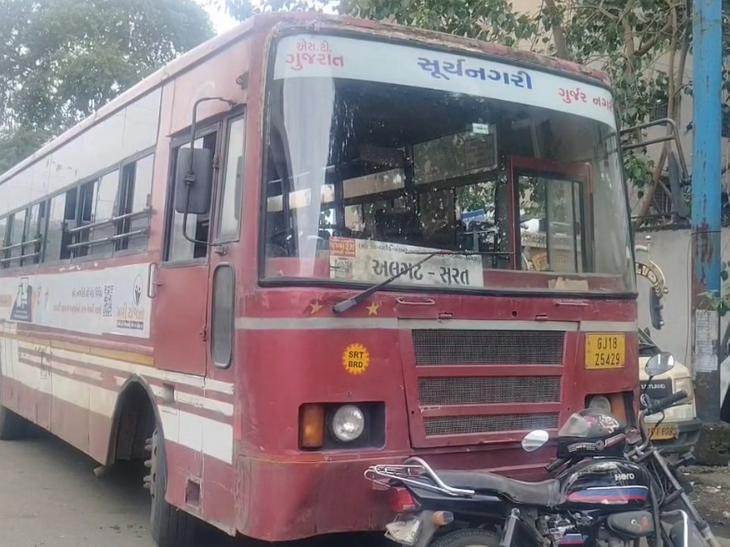 Surat Bus Accident; ST Bus Crashes Two Bikes Near Sahara Darwaja PHOTOS ...
