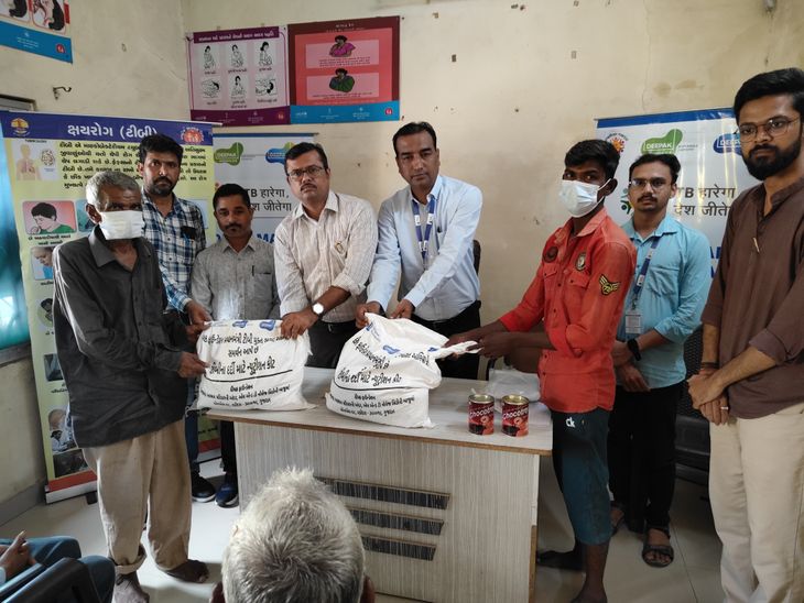 Distribution of nutritious food kits to 25 TB patients in Bodeli