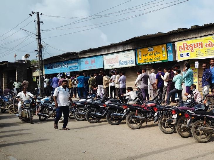 Una Gir Gadhada Farmers Fertilizer Shortage Aadhaar Card Limit