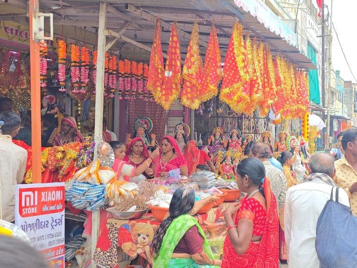 Divasa Festival Celebrated; Dashama Vrat Starts, Idols Established ...
