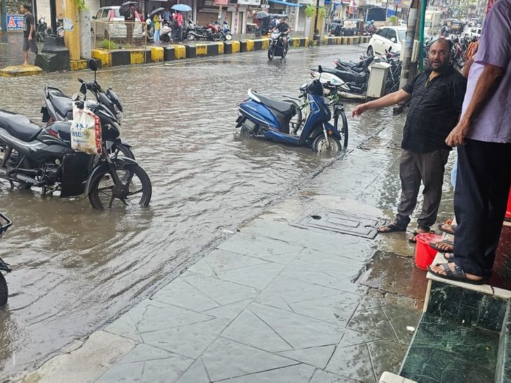 Valsad Heavy Rain; Kaprada Vapi Taluka Records Highest Rainfall | વલસાડ ...
