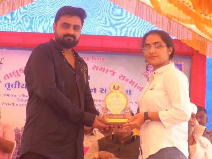 Bright Tarla Samman ceremony of Bharwad community in Dhrangadhra ...