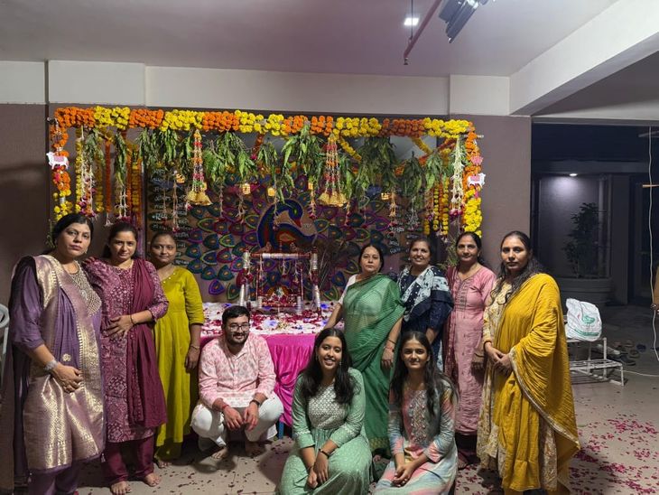 Janmashtami celebrated with Matki Phod and Bhajanavli at Avali Signature