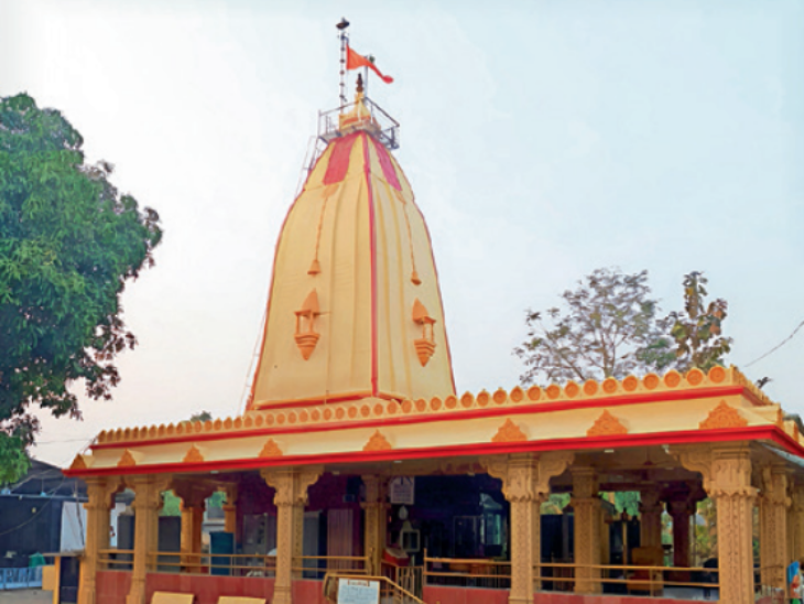 'Achavani', a village in Khergam, famous for its religious sites