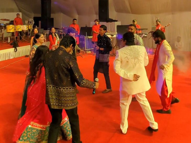 Players enjoyed dancing to Garba at the 20-year-old Garba ground in Navsari