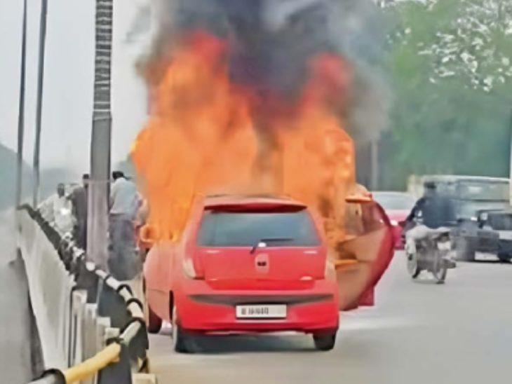 CNG car catches fire on Lalbagh Bridge, elderly driver rescued