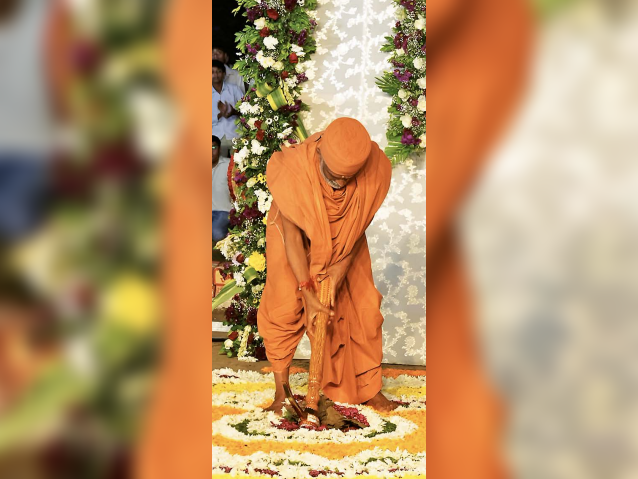The groundbreaking ceremony of the new temple of Hari Prabodham Group ...